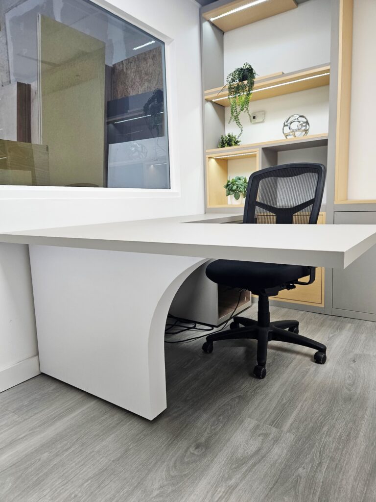 Amethyst Modern Desk - Maram Design Office