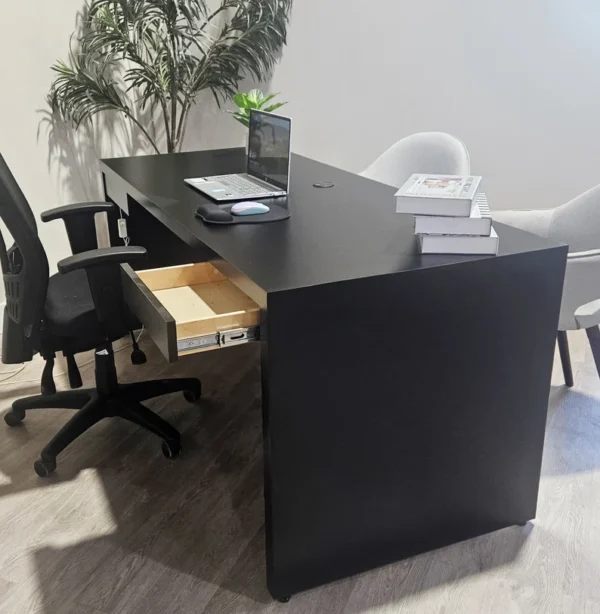 Aquamarine Modern Desk – Maram Design Office