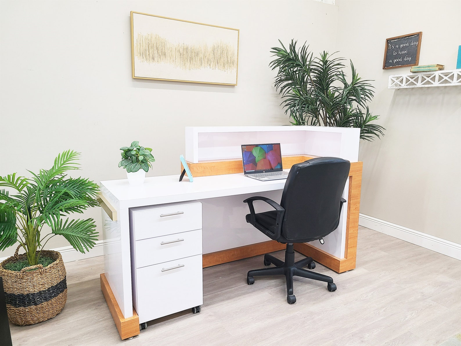 Jade Reception desk. (Navy Blue and White) - Maram Design Office